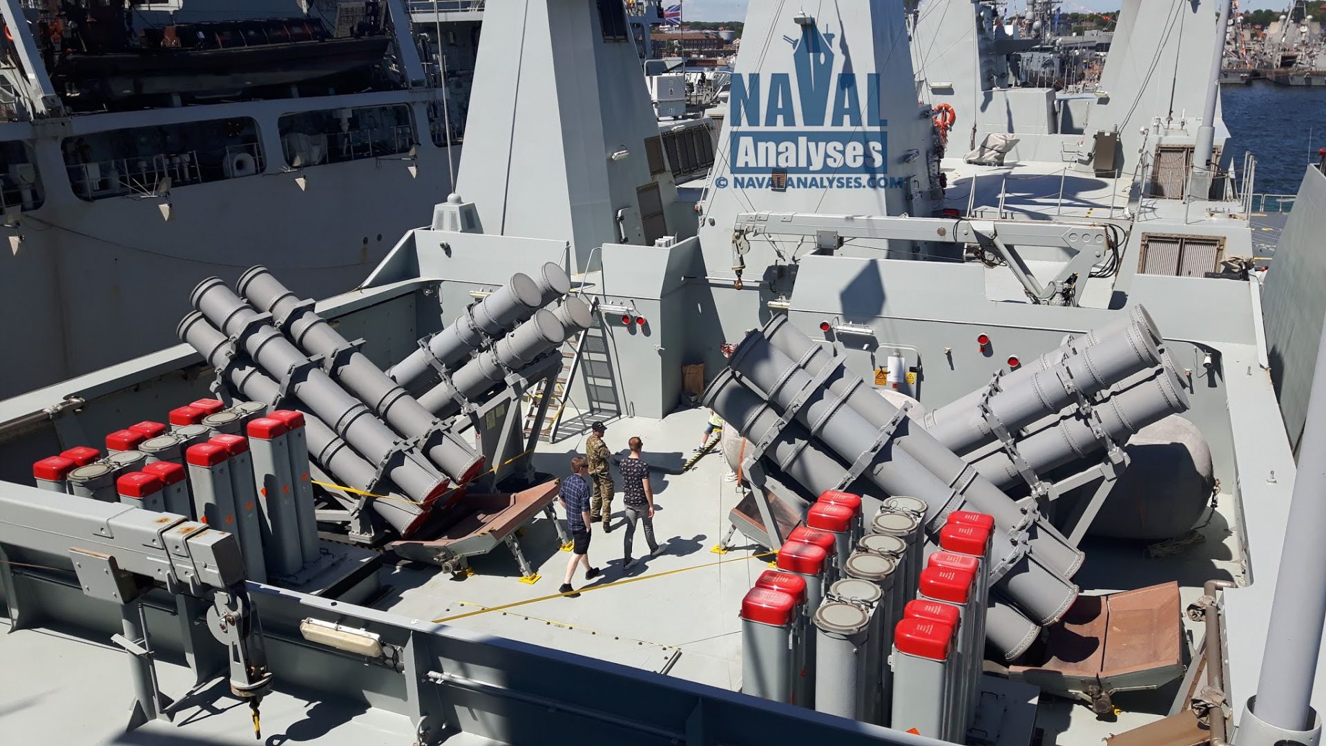 Πολεμικά πολλαπλών χρήσεων, αλλάζοντας ρόλο μέσω modules όπλων ...