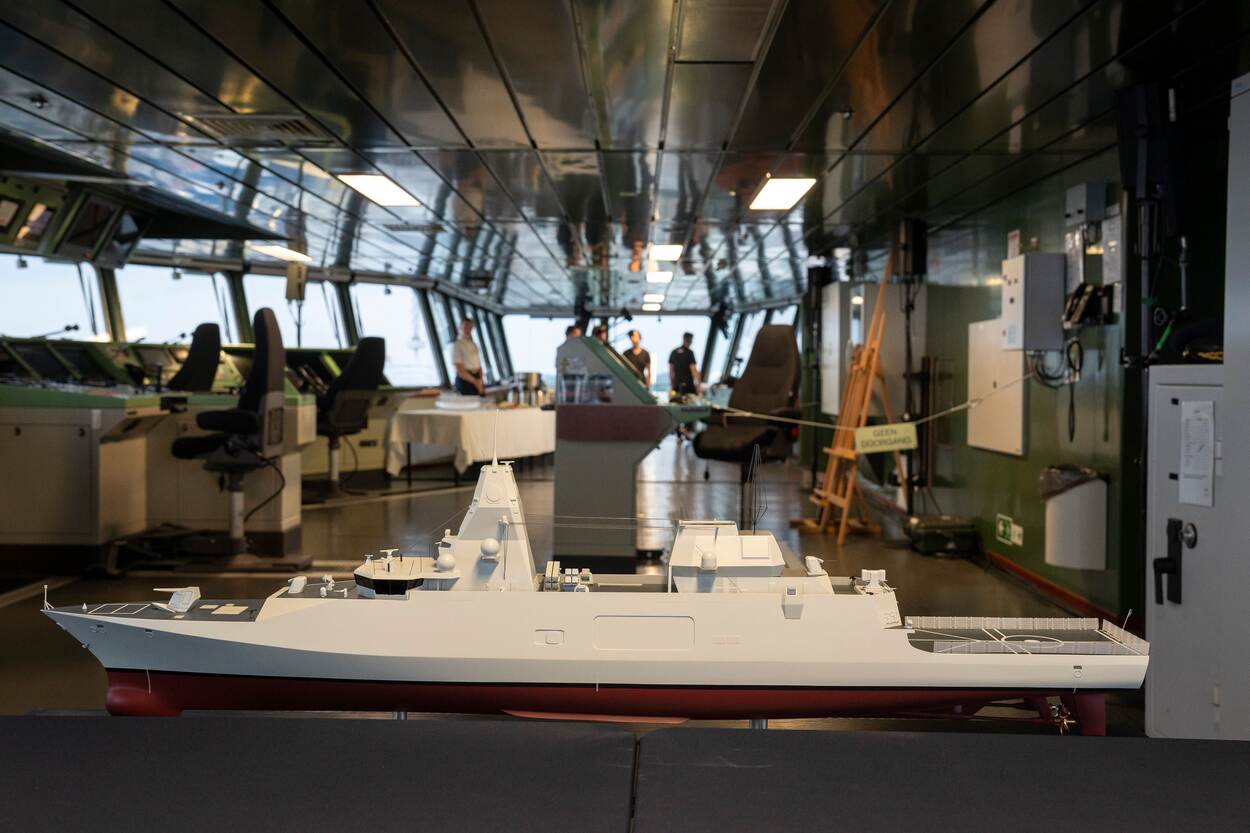 ASWF: Έπεσαν οι υπογραφές για τις νέες φρεγάτες Ολλανδίας-Βελγίου ...